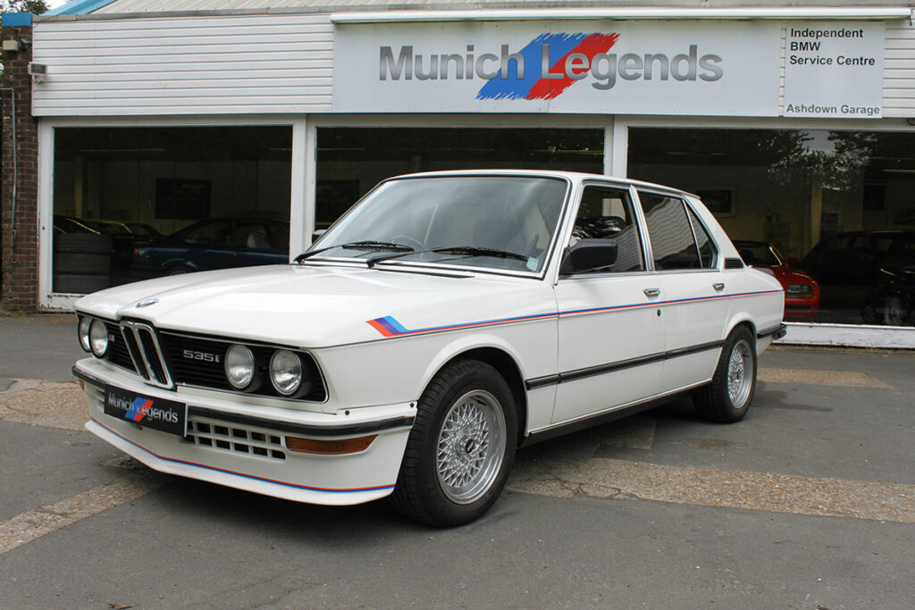BMW E12 M535i | Munich Legends